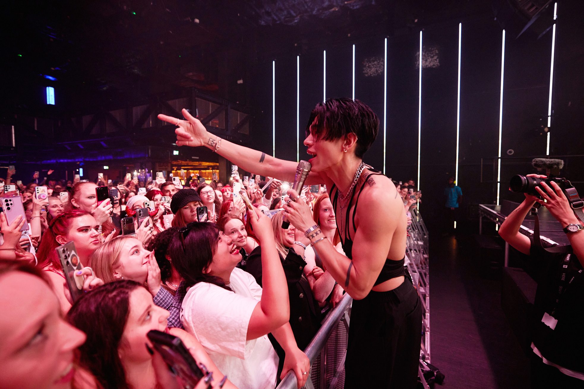 KIRE 凱爾攜巡演二度襲英 打造「激情擂台」把舞台變健身房 | 索引新聞 INDEX News